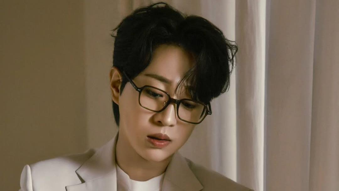 Trot Singer Ahn Sung-hoon Makes Surprise Appearance on ‘Run for Your ...
