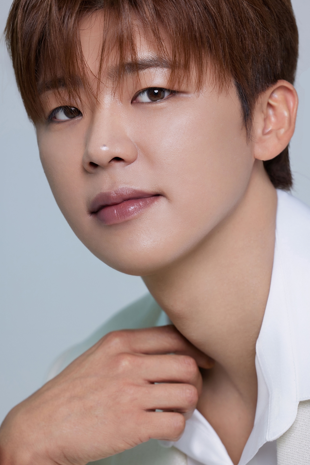 Park Ji Hyeon to Drop New Song 'Melt Away' Written and Composed by Trot Star Jang Yoon Jeong